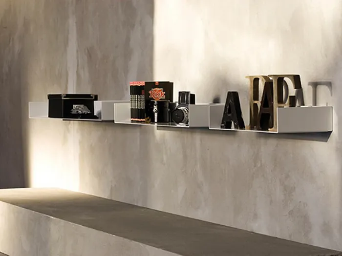 Arredare con le mensole: pareti, con stile