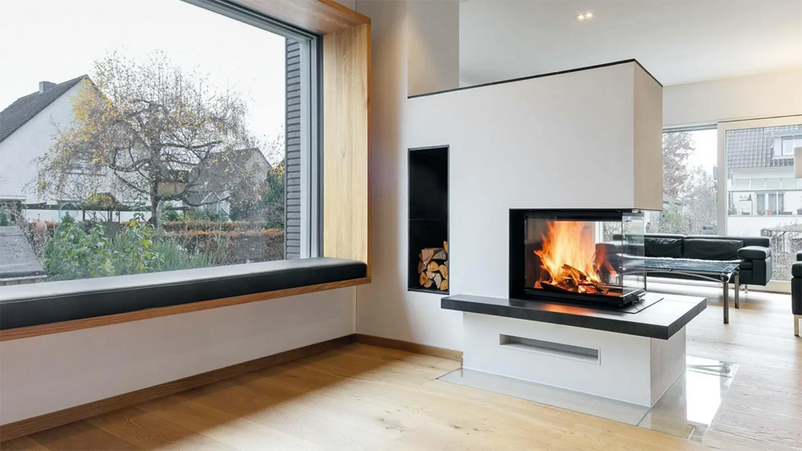 Scopri tipologie e funzionamento dei camini moderni