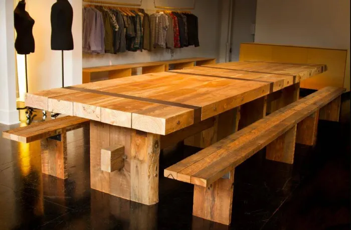 Tavoli in legno: soluzioni per il living