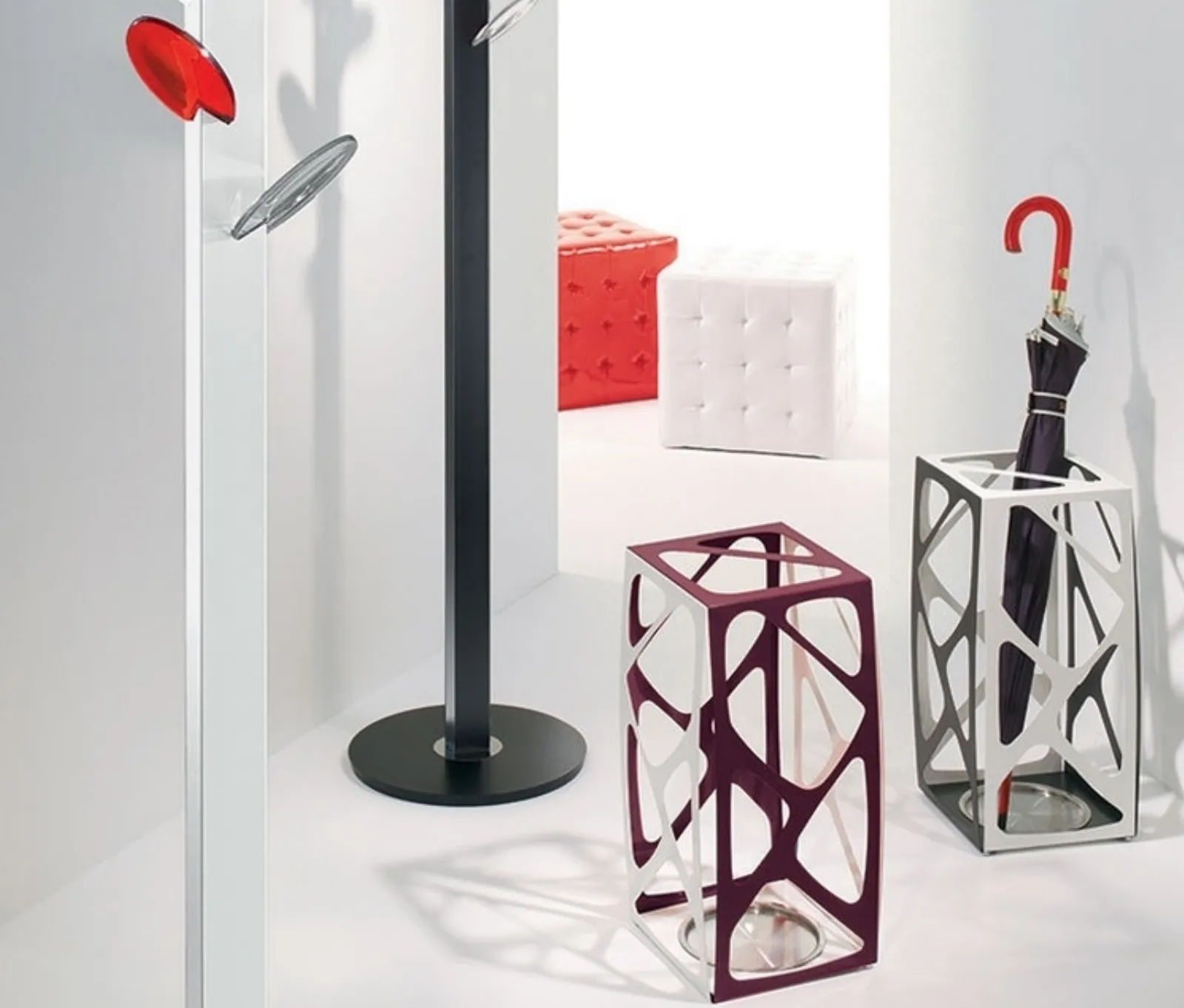 Portaombrelli, complementi di arredo indispensabili