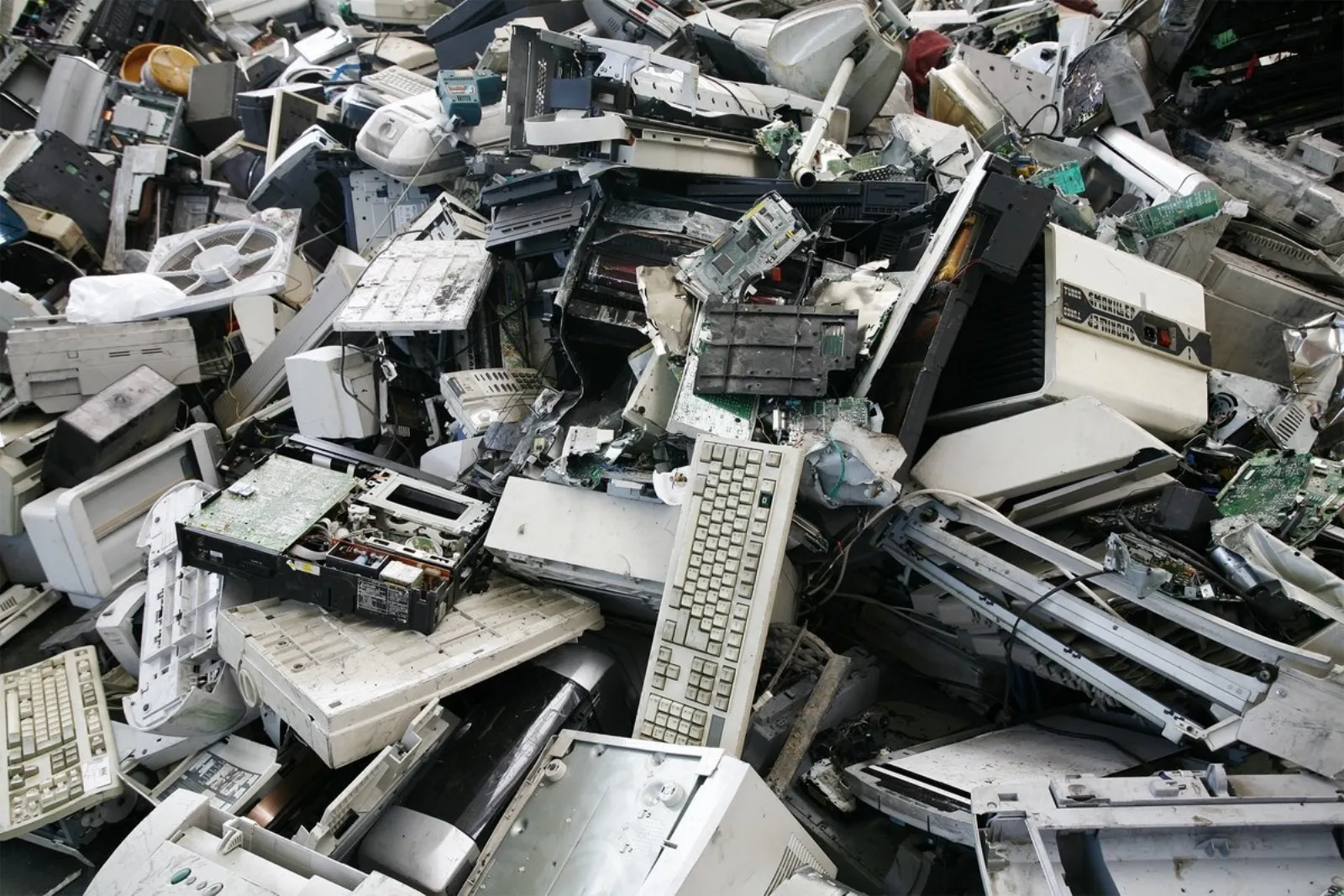 Rifiuti Raee, come smaltirli