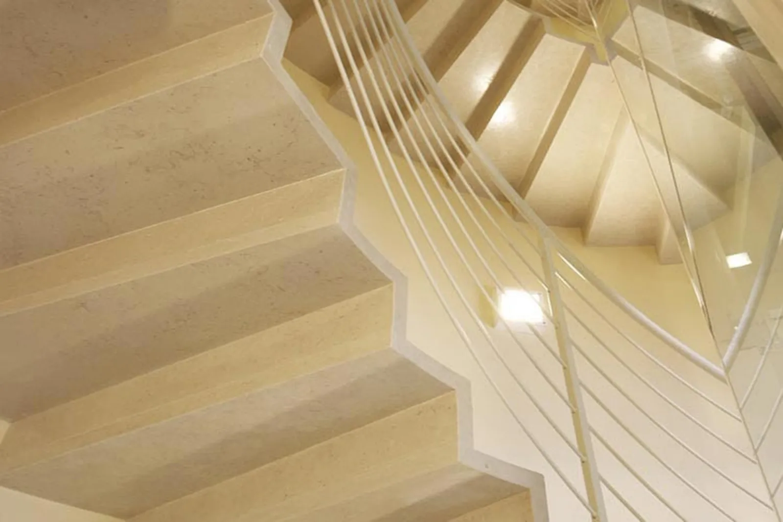 Scale in marmo, un materiale nobile