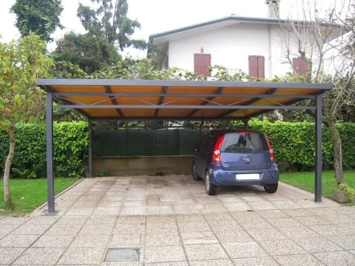 Tettoie per auto, protettive e belle da vedere
