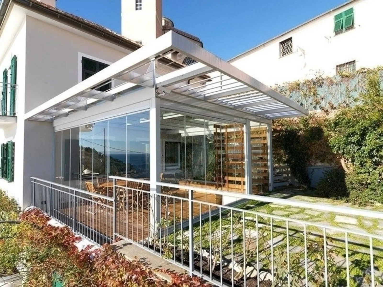 Cosa occorre sapere per realizzare una veranda sul balcone