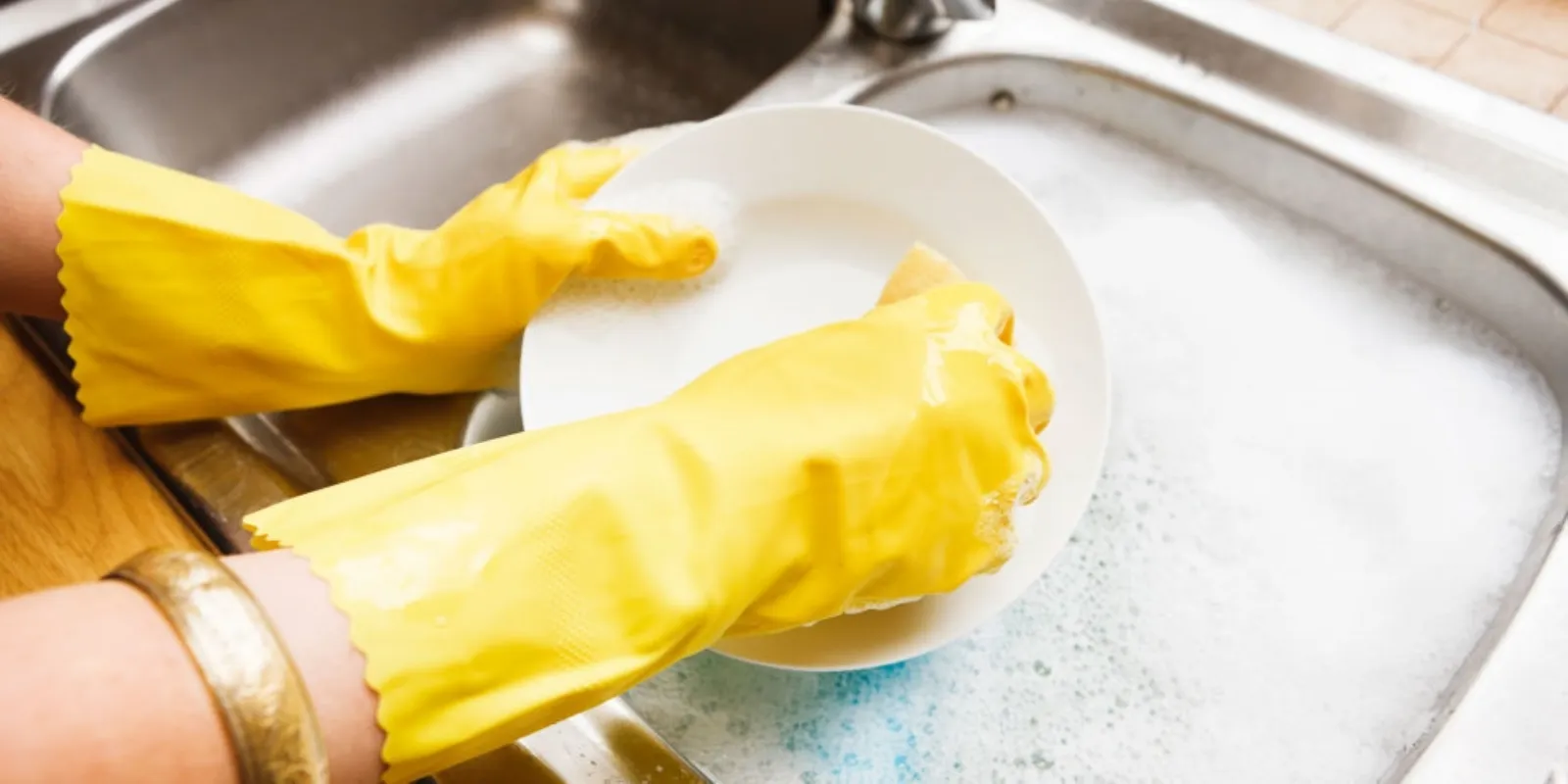 Lavare i piatti - - Come lavare bene i piatti